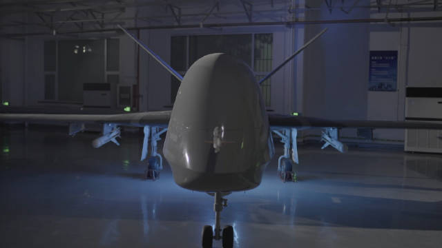 更加强悍！WJ-700无人机系统焕新登场|珠海航展_新浪新闻