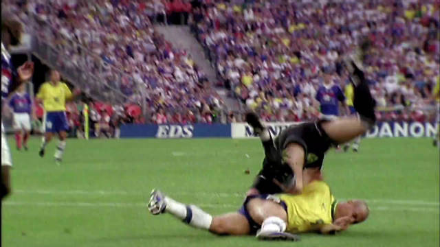 夏奇拉《Waka Waka》世界杯神曲！_新浪新闻