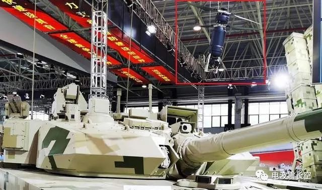 VT4A坦克长出第三只眼！悬浮百米高空，让坦克变身自行火炮__财经头条