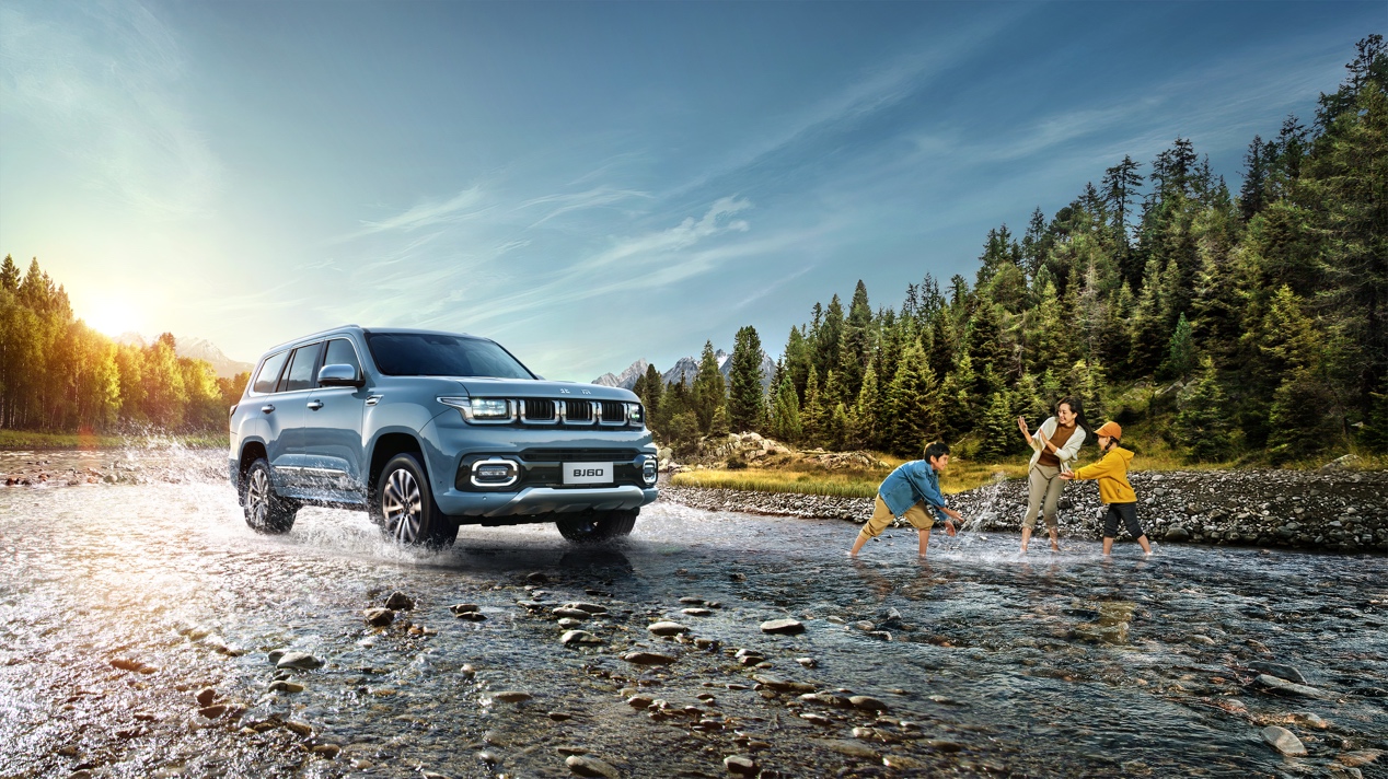 23.98万起，BJ60搅动中大型越野SUV市场-新浪汽车