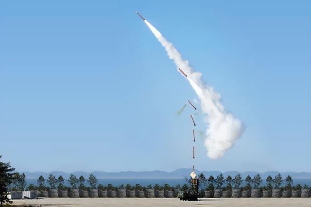 官宣！韩版“萨德”，L-SAM导弹竟长这样，首次实弹拦截成功