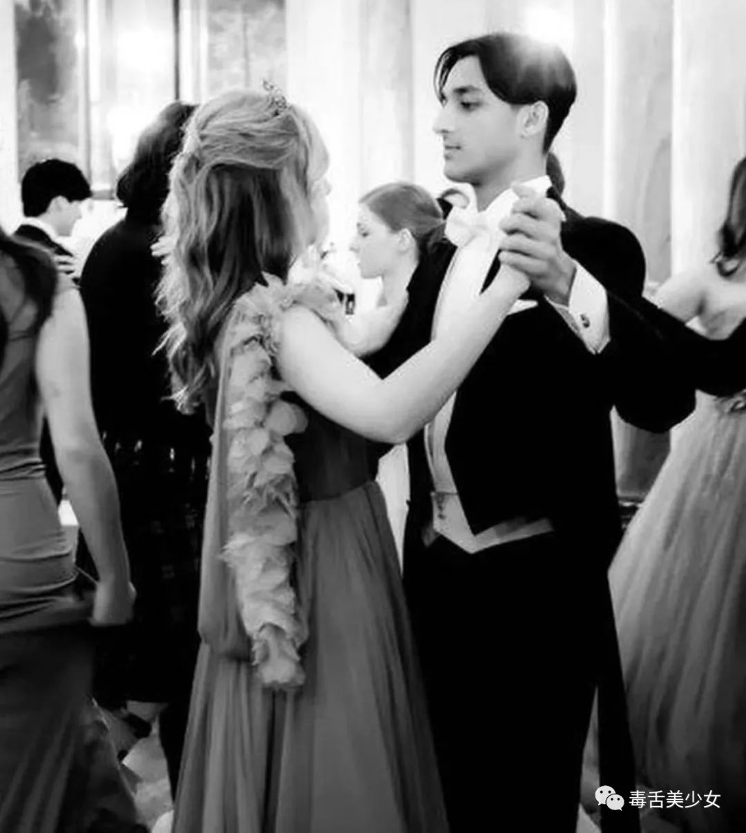 第一次见就记住她了