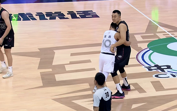 CBA全明星落幕！南方队击败北方队，张镇麟暴扣，赵睿勇夺MVP__财经头条