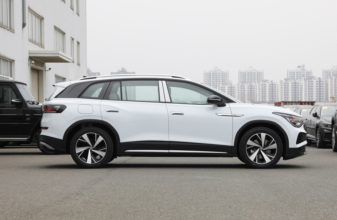 有意思，传统豪强还是新势力代表，ID6与Model Y怎么选-新浪汽车