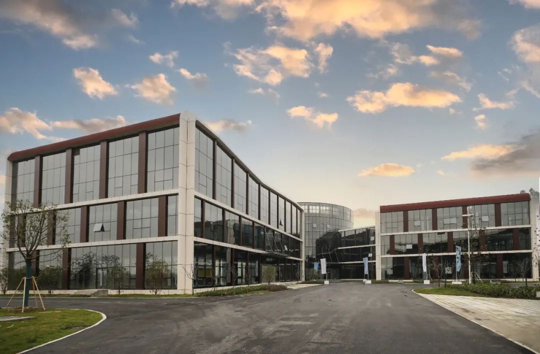 今天，大众安徽首台预量产车型下线！_手机新浪网