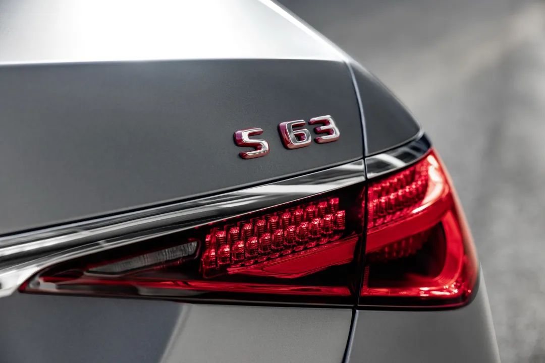 史上最强S级！AMG S 63 E性能版亮相，4.0T V8，802马力，1430牛·米-新浪汽车