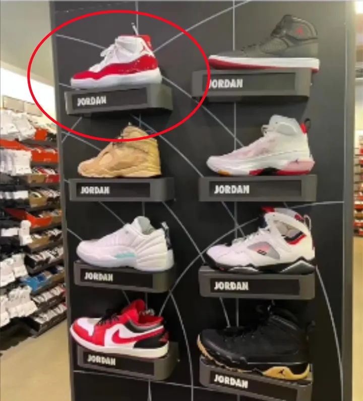 100万货量！AJ11「樱桃」Snkrs还没发售，就进奥莱，提前崩盘？__财经头条