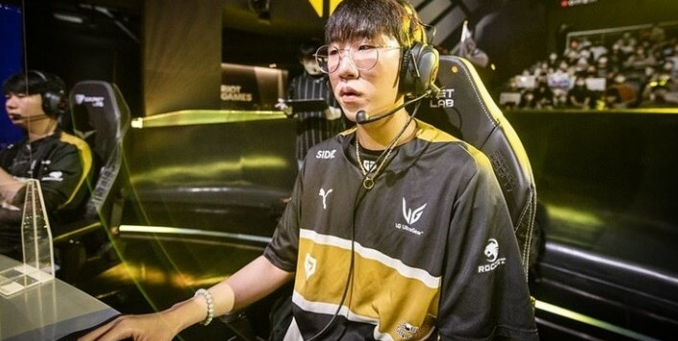 新银河战舰起飞！JDG阵容太猛了吧：Ruler+Knight！|jdg|knight|Ruler_新浪新闻