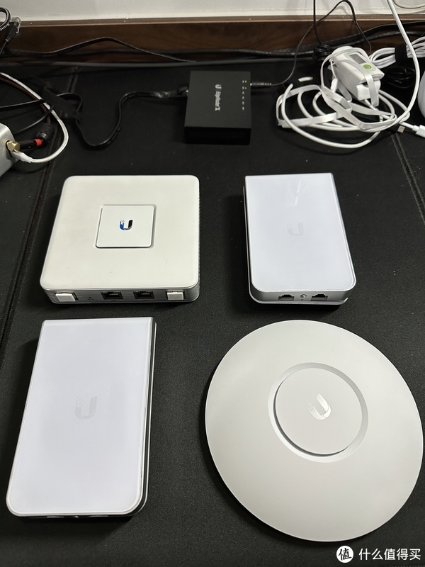 UniFi全家桶，统一的美学|路由器_新浪新闻