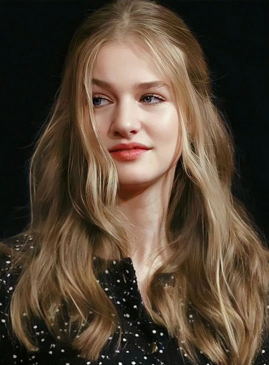 她们现在是公主，以后是女王|索菲亚|荷兰|莱昂诺尔_新浪新闻