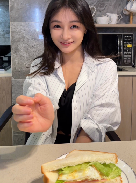 Rookie爆料，Duke服兵役结束，前来V5当主教练！|Duke|rookie|ig_新浪新闻