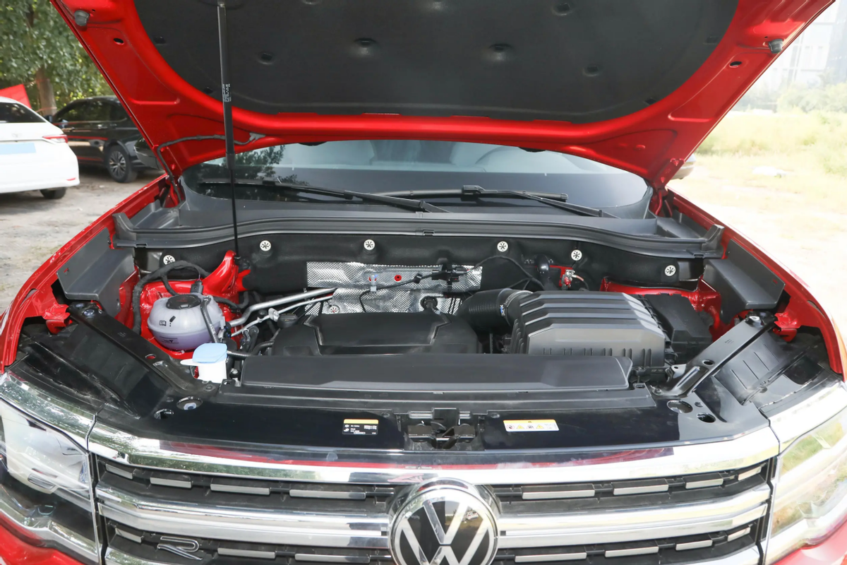 40万级别大五座SUV对决，途昂X和Q5L谁的表现会更好？-新浪汽车