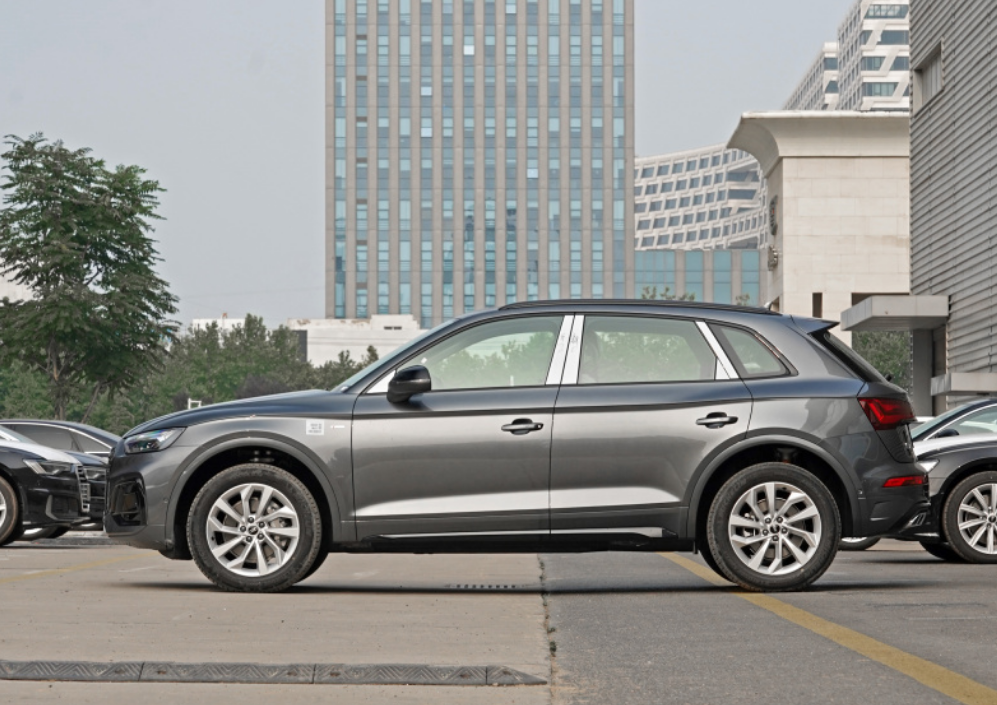 搭载2.5T V6发动机，全新途昂X比奥迪Q5L乐趣足-新浪汽车