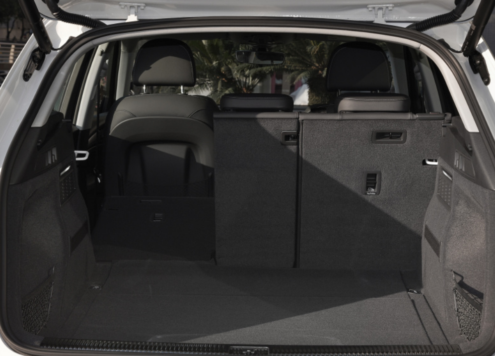 后备箱容积最大达1719L，全新途昂X比奥迪Q5L更实用-新浪汽车