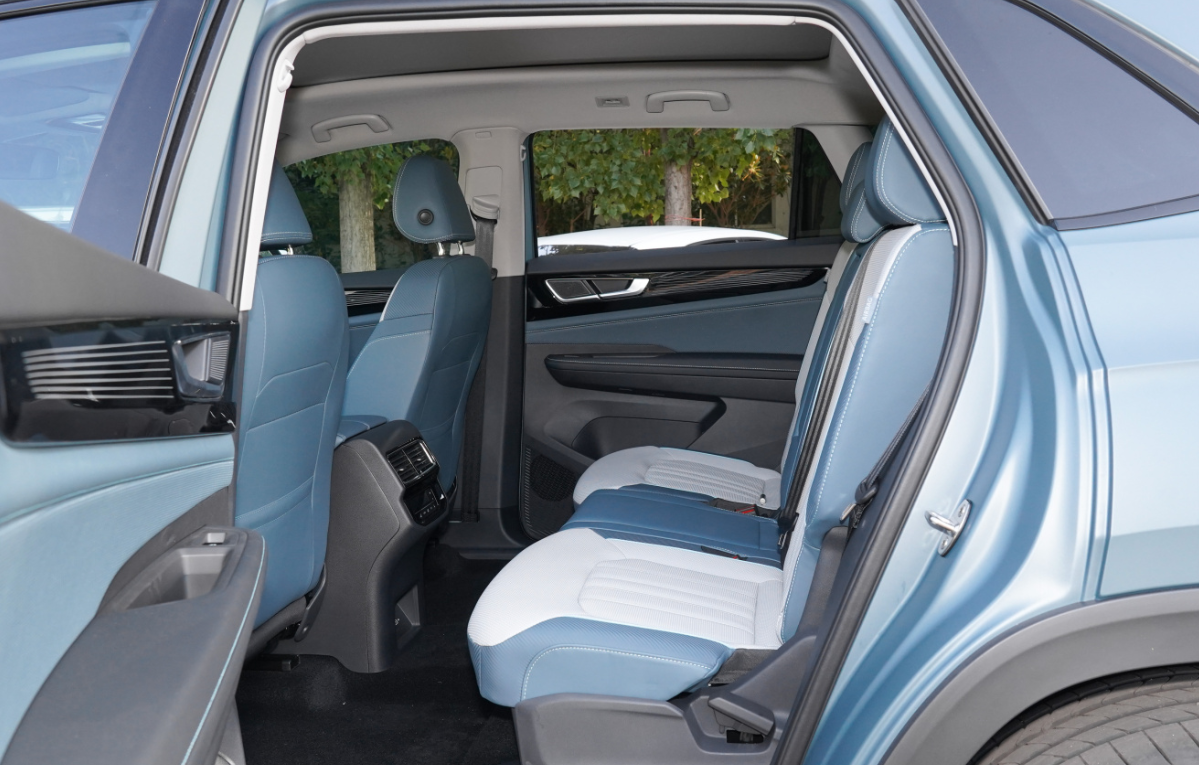 全新途昂X和奥迪Q5L谁更值得选？前者搭载2.5T发动机-新浪汽车