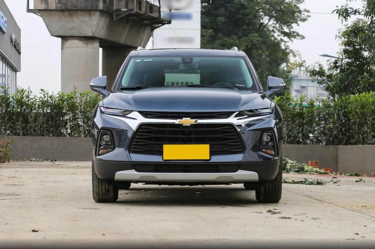 近5米车长，标配2.0T+9AT，仅25.99万起，带你看雪佛兰开拓者-新浪汽车
