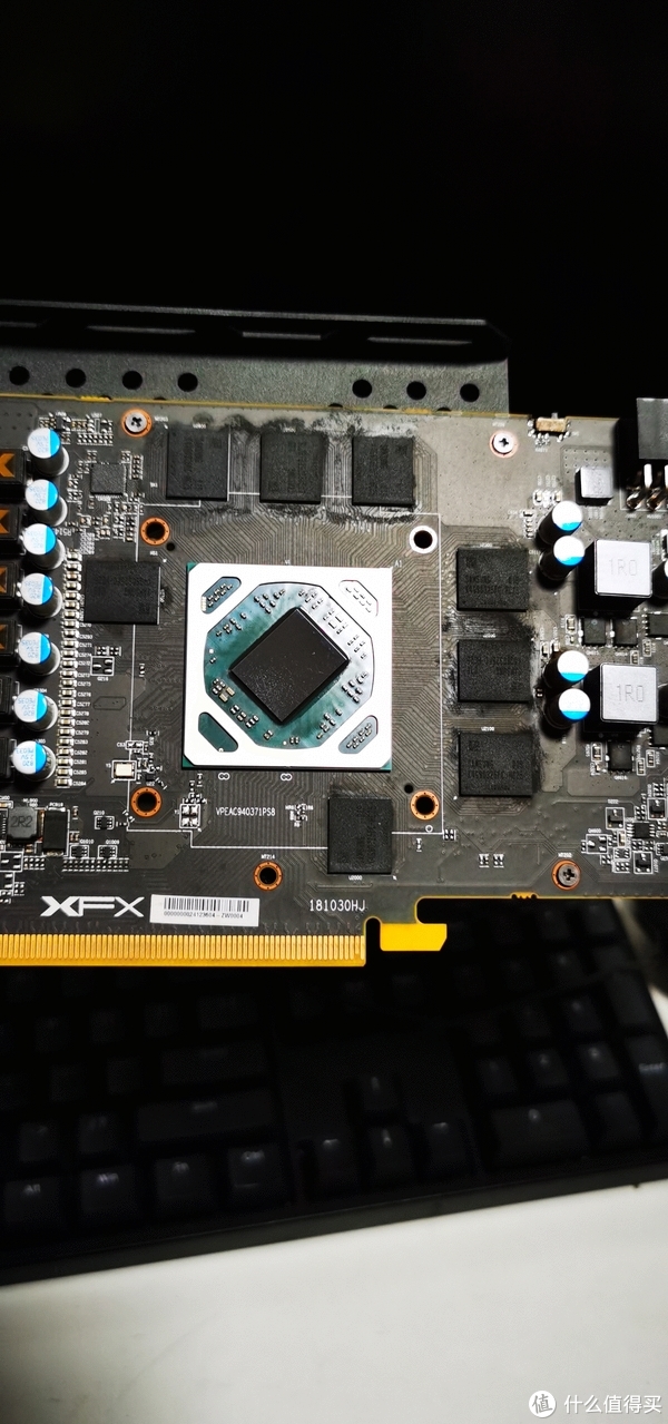 讯景RX590GME 8G海外版拆解验身__财经头条