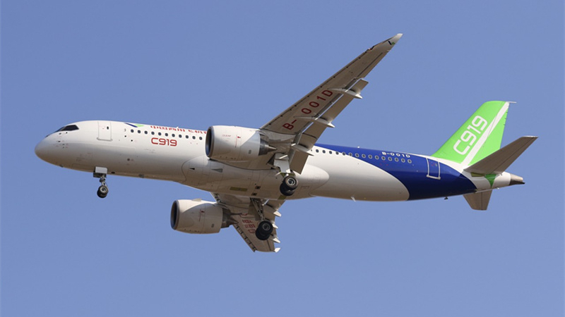 全球首架C919今天开启100小时验证飞行__财经头条