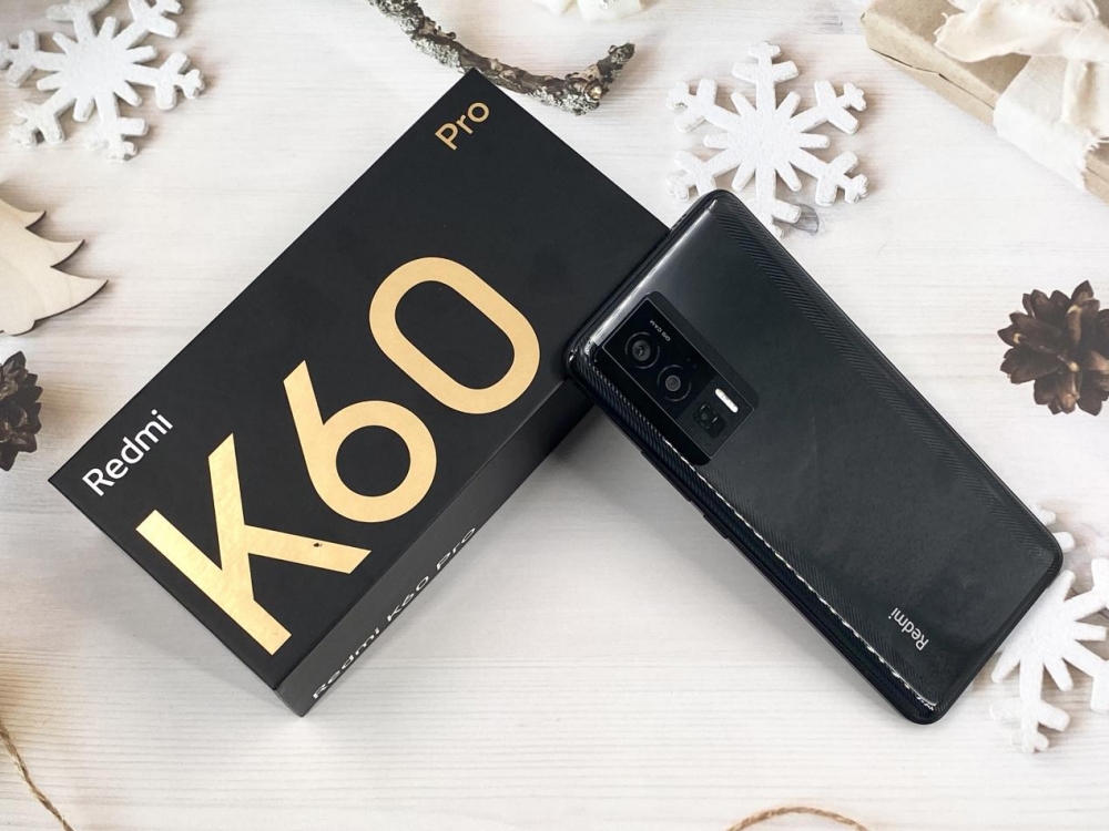 Redmi K60 Pro动手玩： 2K中国屏与狂爆性能双加持__财经头条