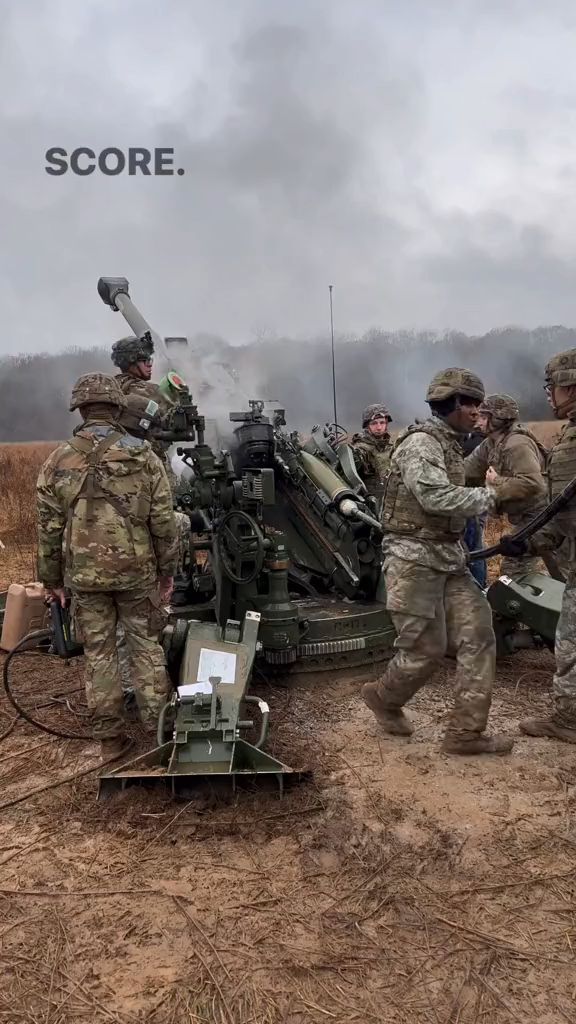 美军M777榴弹炮发射|美军|M777榴弹炮_新浪新闻