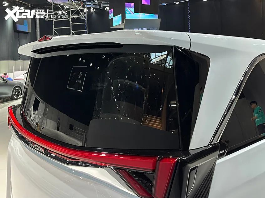 合创V09首发 纯电中大型MPV-新浪汽车