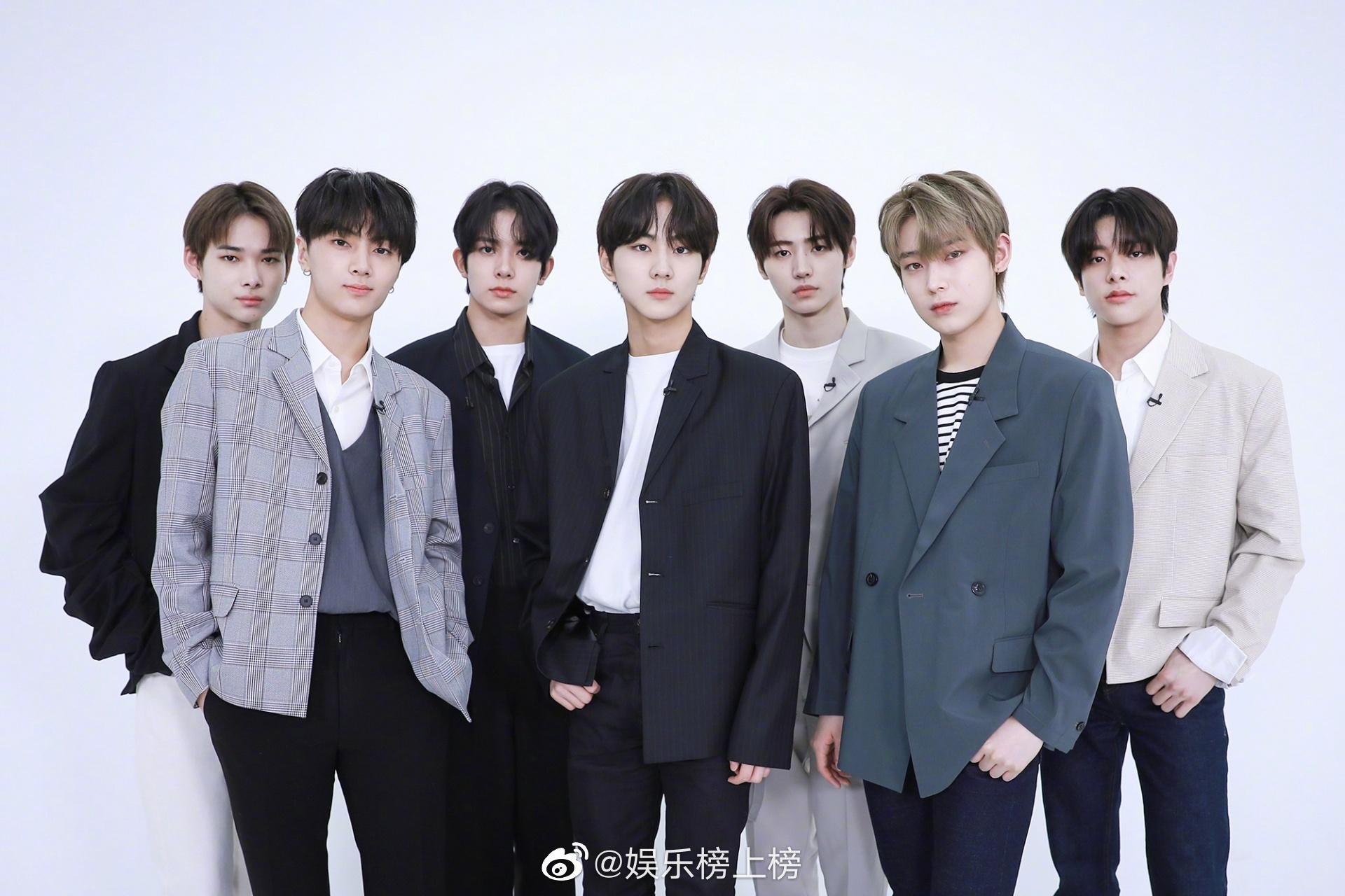 ENHYPEN1月15日要去参加米兰PRADA时装周