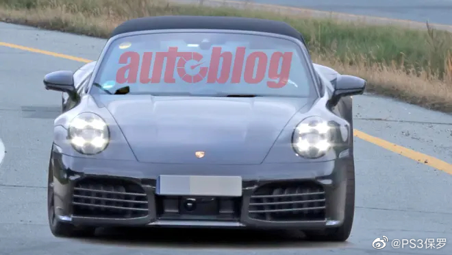 保时捷992.2外观曝光，前后保杠样式等一些细节进行调整……-新浪汽车