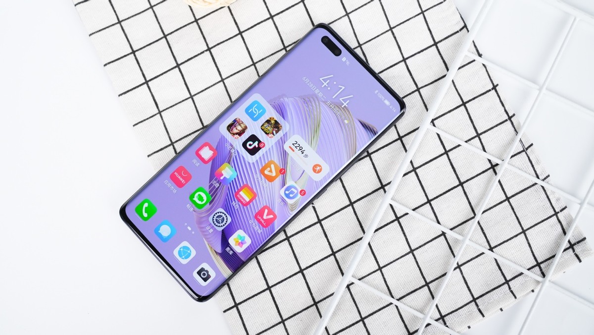 华为感恩回馈季进行中!华为nova10系列1949元起,新年礼物就选它__财经头条