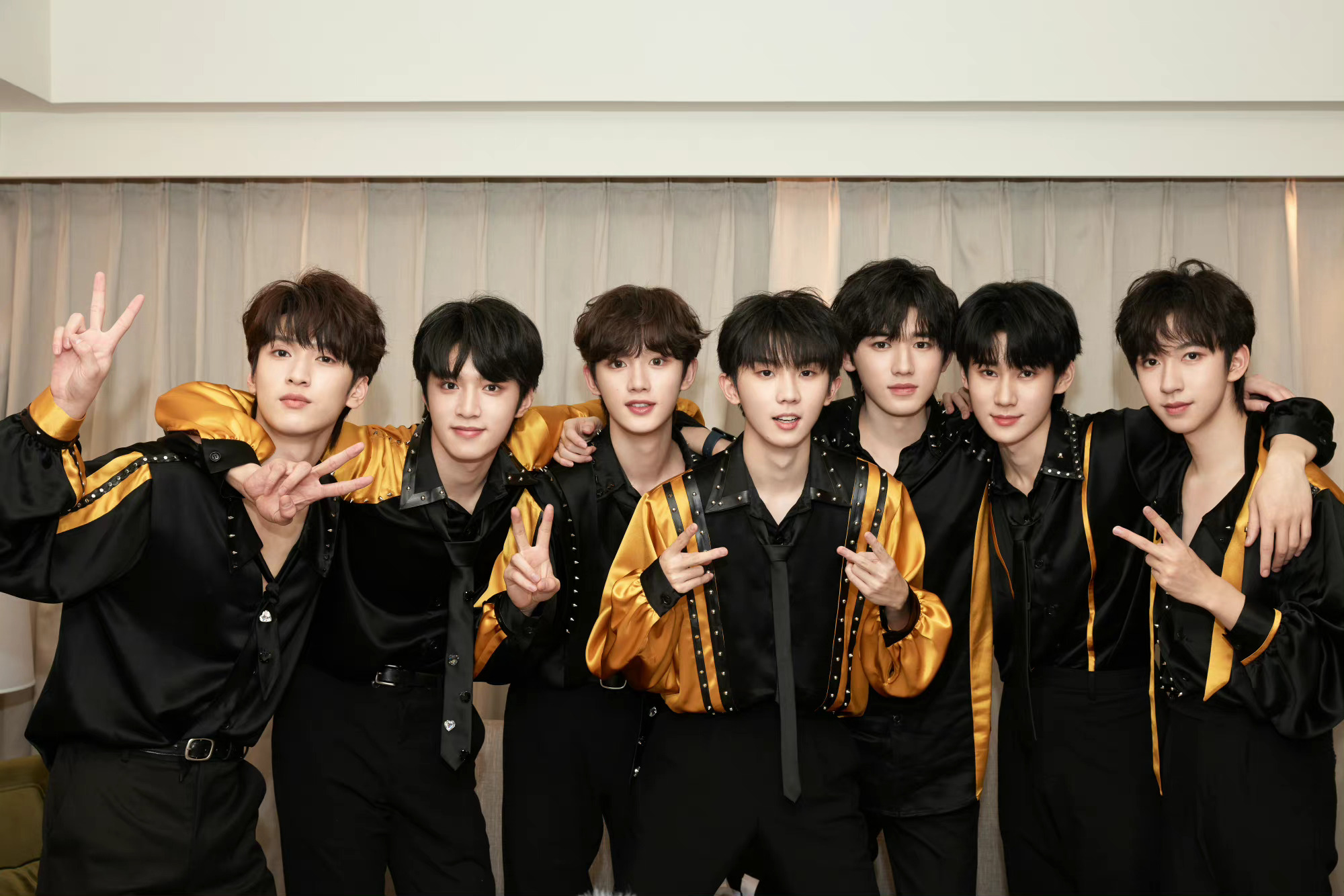 时代少年团官宣微博音乐盛典 马嘉祺 丁程鑫 宋亚轩 刘耀文……