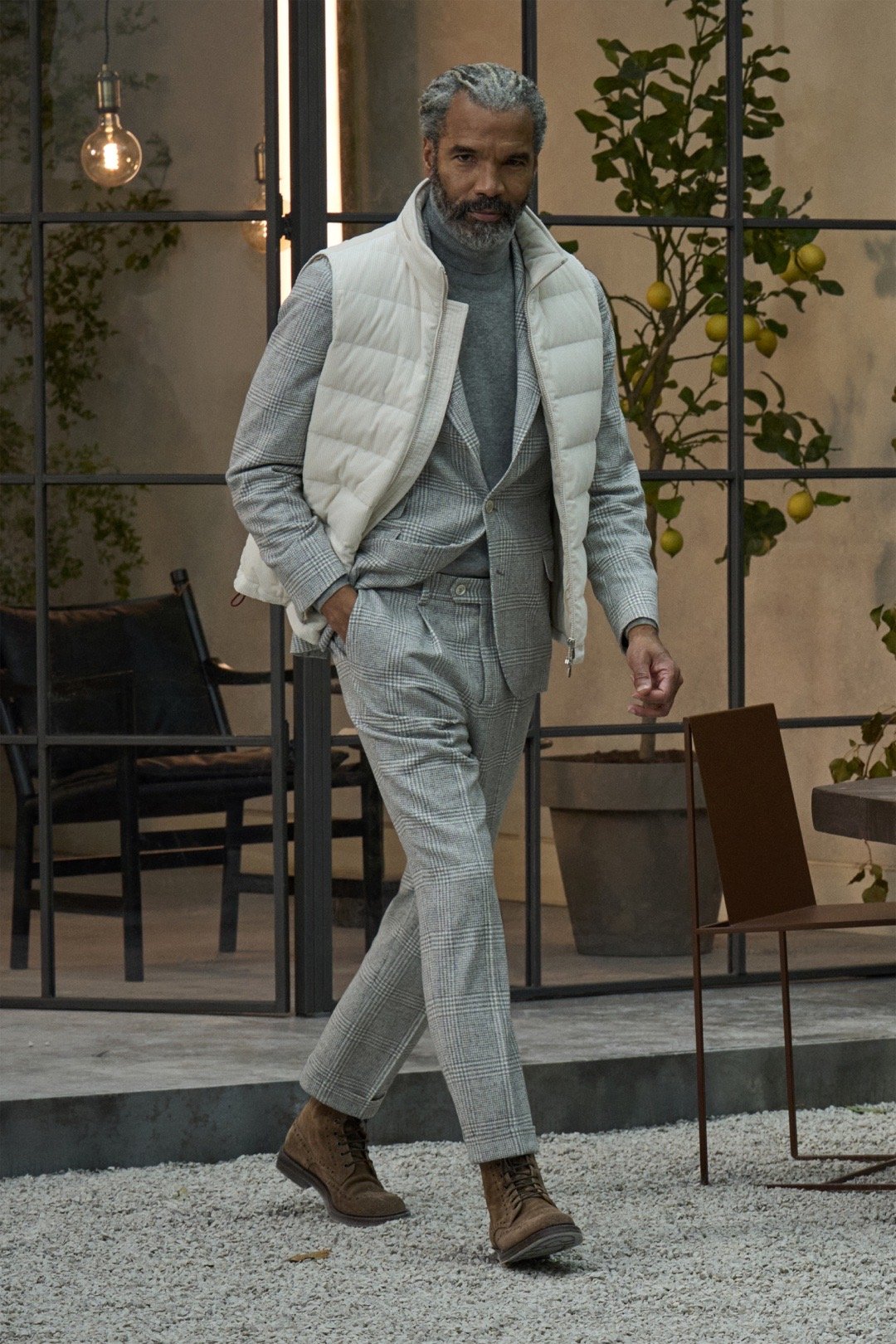 Brunello Cucinelli 发布2023秋冬系列……
