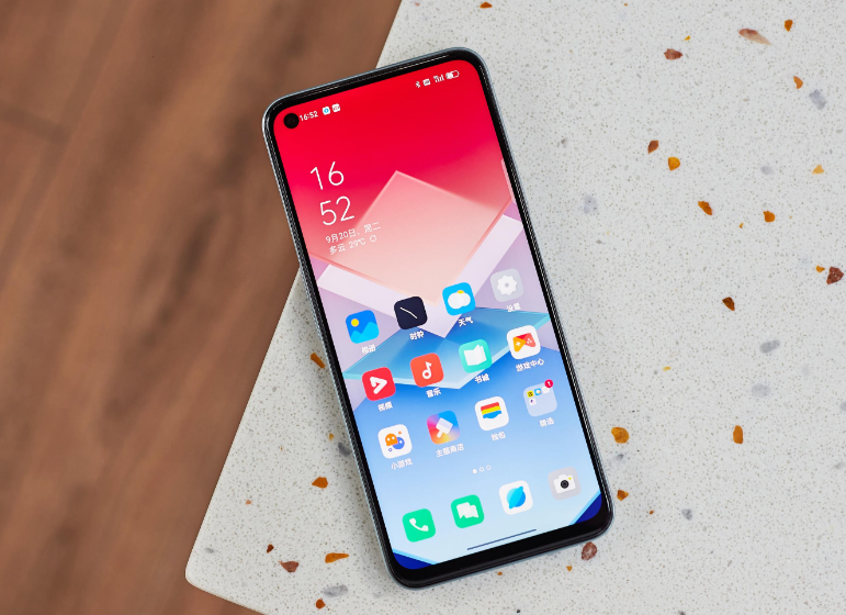 19G+256G+5000mAh+67W，已经跌到了1599元，OPPO良心千元手机__财经头条