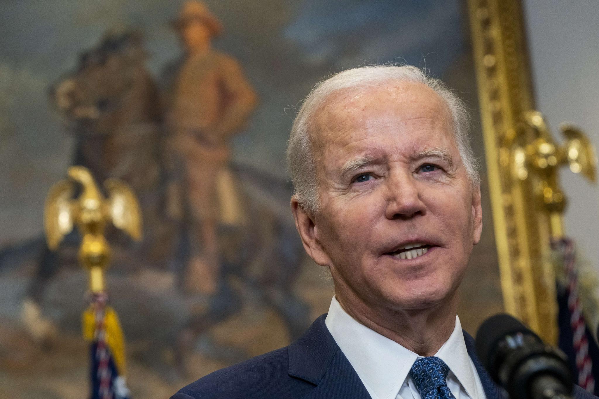 拜登又搬出中国说事：这方面我们从第一跌到第九，中国却升到第二|拜登|美国|中国_新浪新闻