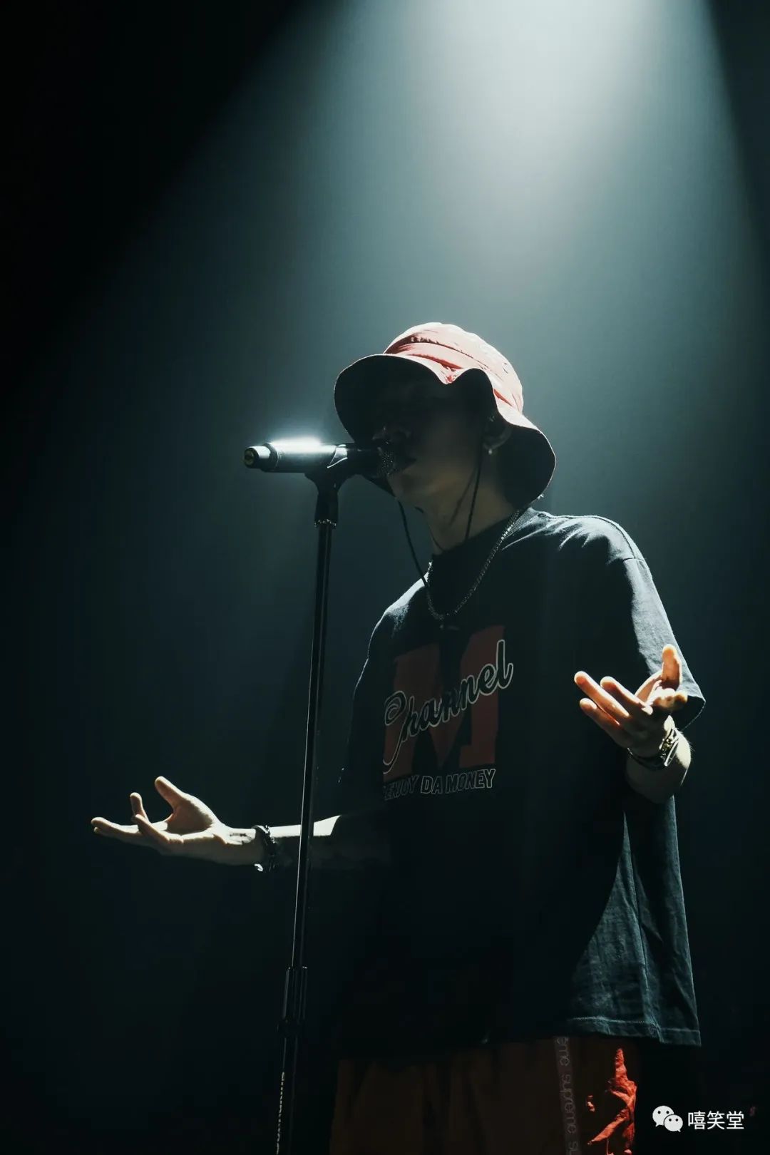 终于官宣！这位Rapper宣布巡演！居然一分钟售罄！__财经头条