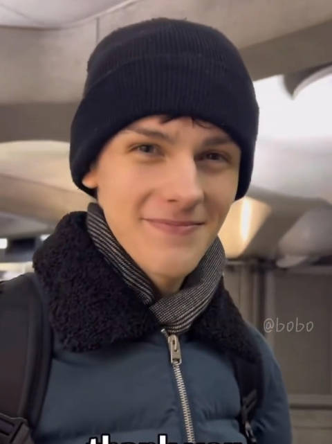 极限三选一了 果然amazing哥真的很建模！_新浪新闻