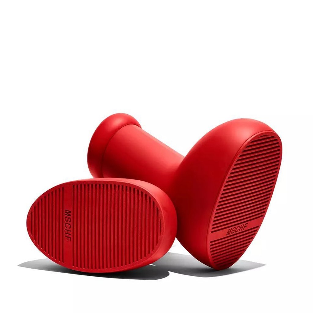 全网刷屏！「阿童木」大红靴上脚有点好看！|红靴|阿童木|靴子_新浪新闻