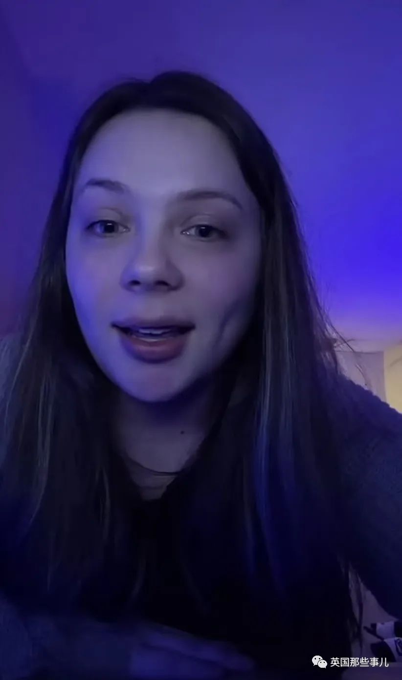 妹子贪便宜半价丰唇，结果过敏肿成“鸭子嘴”，从此不敢碰针头！__财经头条