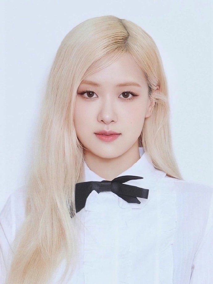 朴彩英的饭修证件照 这张脸太牛了