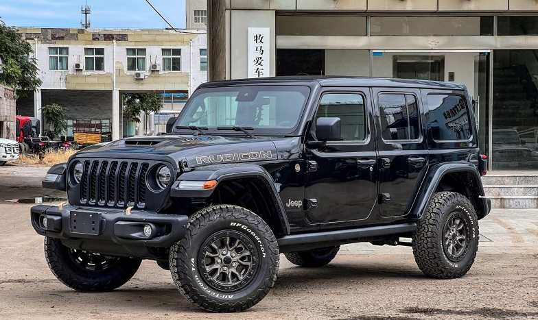 6.4L V6动力+全地形轮胎！2022款加版牧马人Rubicon 392配置解读-新浪汽车