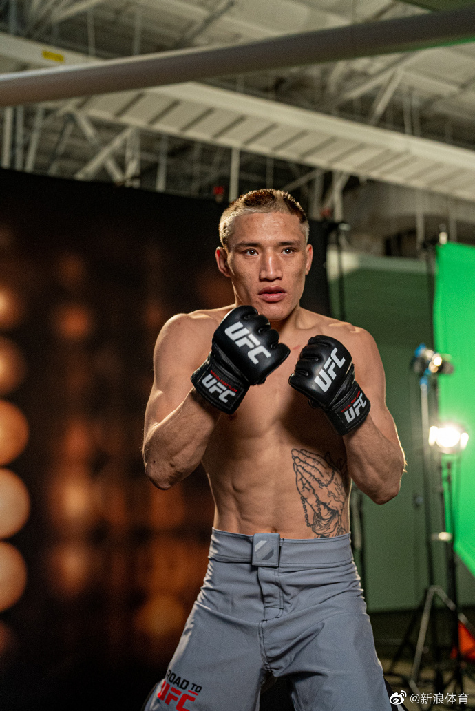 据一直观察并通报UFC选手名单的媒体UFC|UFC|签约_新浪新闻