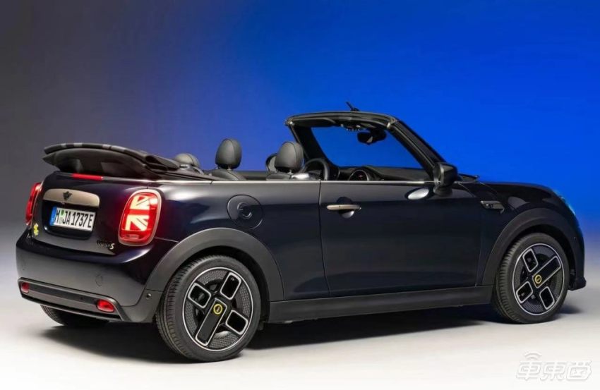 宝马MINI纯电新车谍照首曝！与iX1同平台打造，下半年正式亮相__财经头条