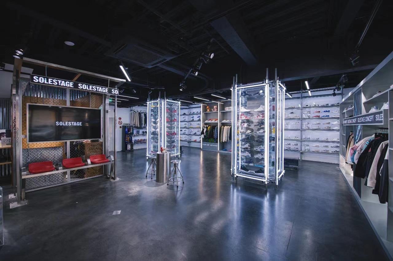 2023年，北美最大的潮流综合体验店SOLESTAGE CONCEPT全新亮相……|上海市_新浪新闻