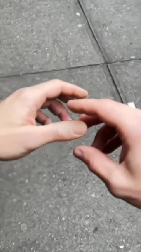 “他在玩一种很新的东西” 今日份创意：3dfiti 利用3D打技术……_新浪新闻