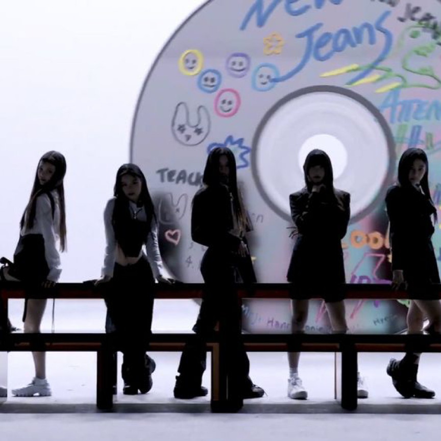 New Jeans：把Y2K进行到底！