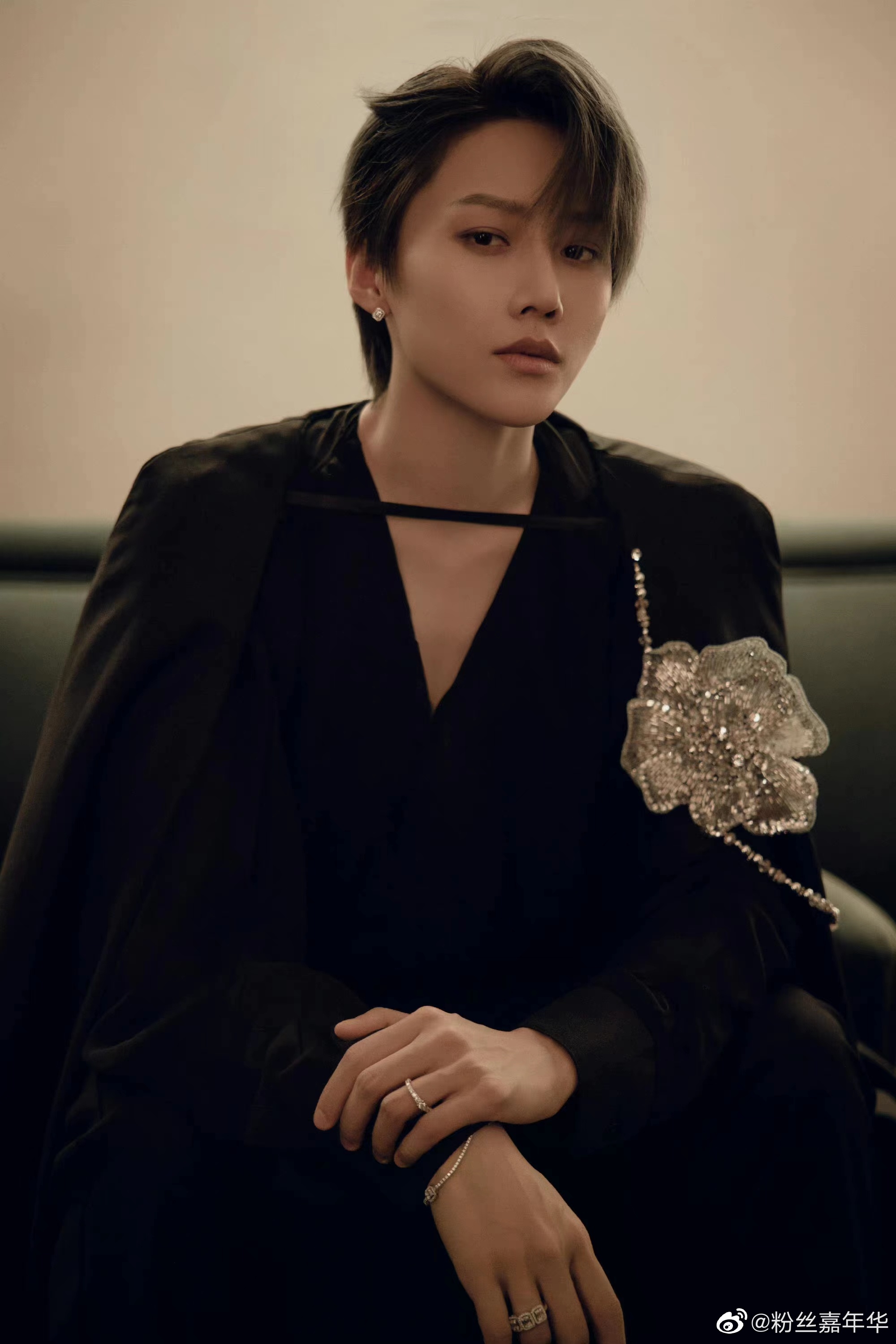 联合@刘雨昕工作室 联合发起巴黎时装周特别活动……