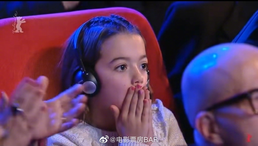 西班牙9岁女孩索菲亚·奥特罗（Sofía Otero）凭借《两万种蜜蜂》