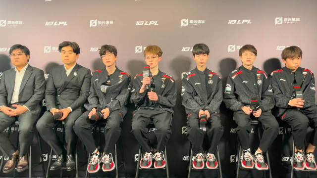 EDG赛后群访|edg|FOFO_新浪新闻