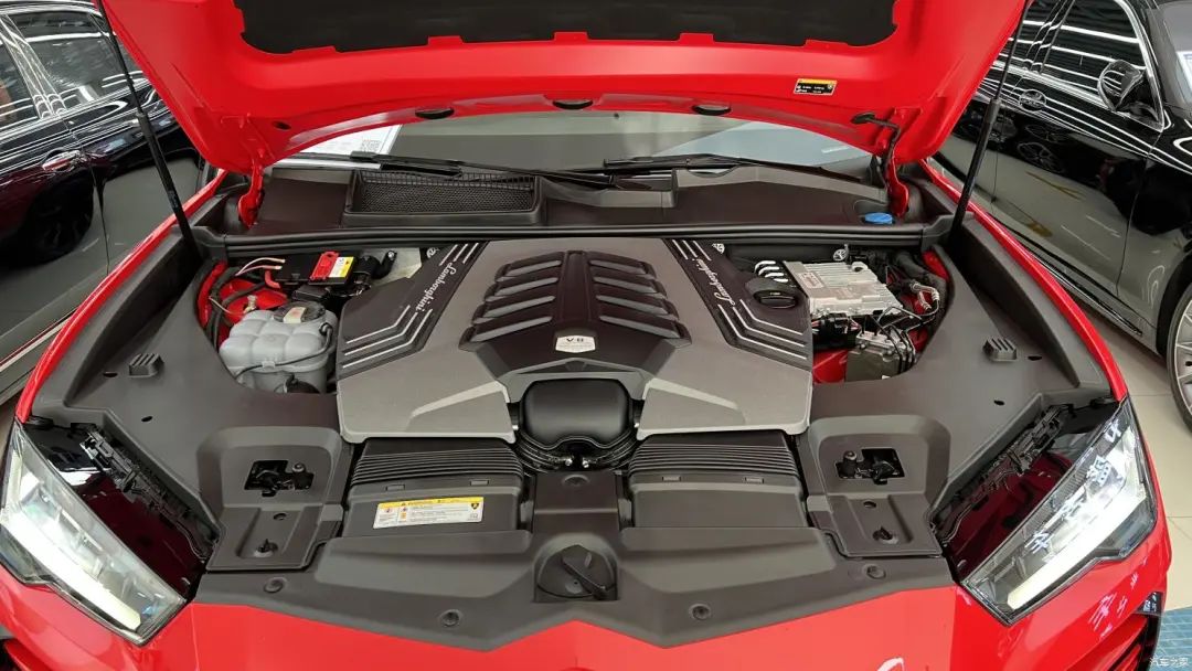 双涡轮大V8，开它回村把我夸！_手机新浪网