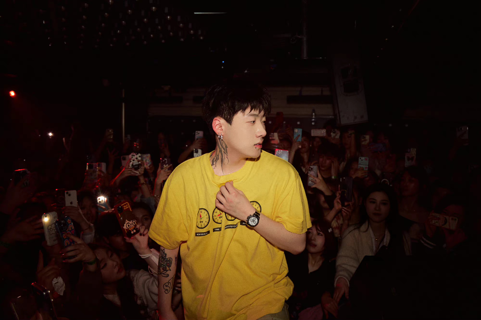 3月1日0:00 Capper上线全新个人专辑《Uniconfication》