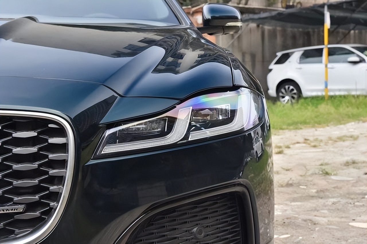 “捷豹XFL”VS“沃尔沃S90”，谁更胜一筹？-新浪汽车