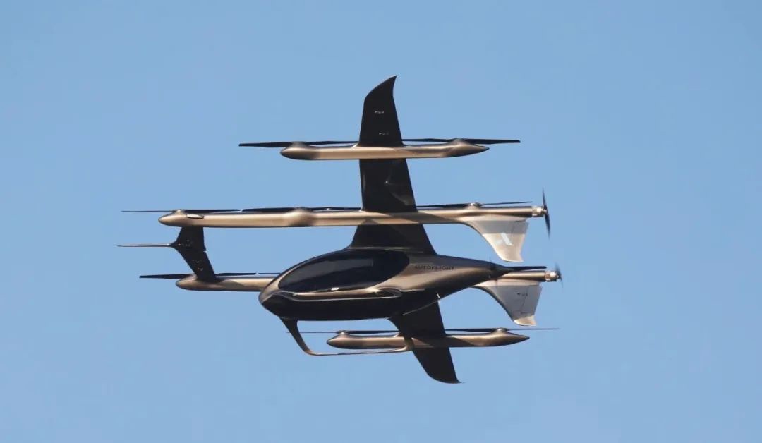 国产厂商峰飞航空刷新全球2吨级eVTOL航程纪录__财经头条